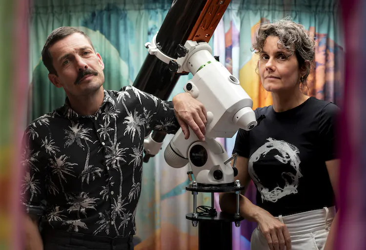 NAUKA | Moon Palace: the observatory bus bringing ‘awe and wonder’ to Leeds